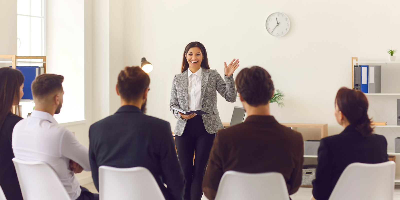 How to become a Customer Relationship Manager - job description